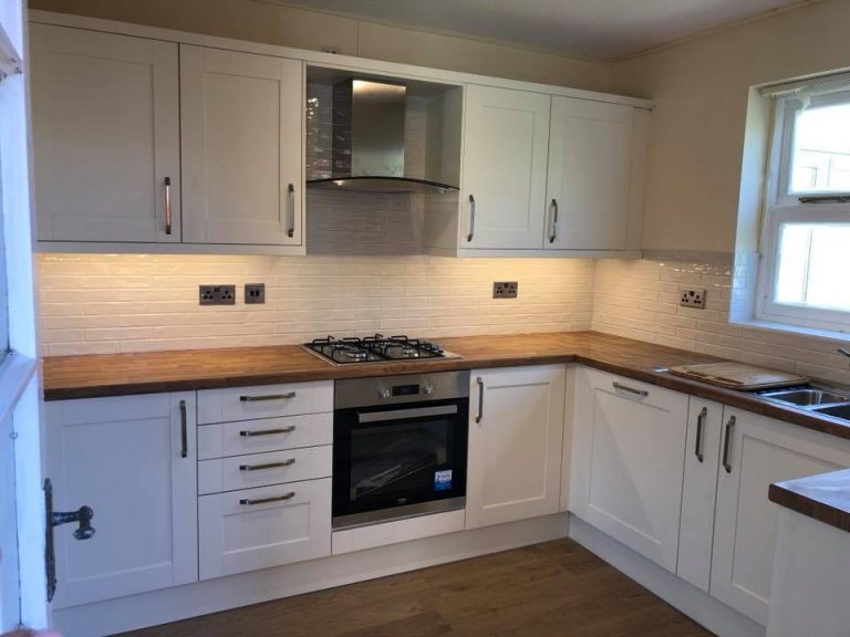 40358057_1804210096329573_6879214998783000576_n - Aron Roberts Kitchens ...